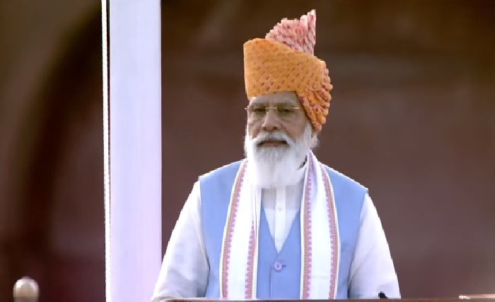 Pm narendra modi inaugurated indian flag on 75th independence day ...