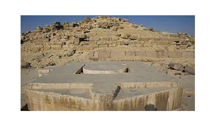 Archaeolgists discovered old ancient sun temple belongs to the dynasty ...