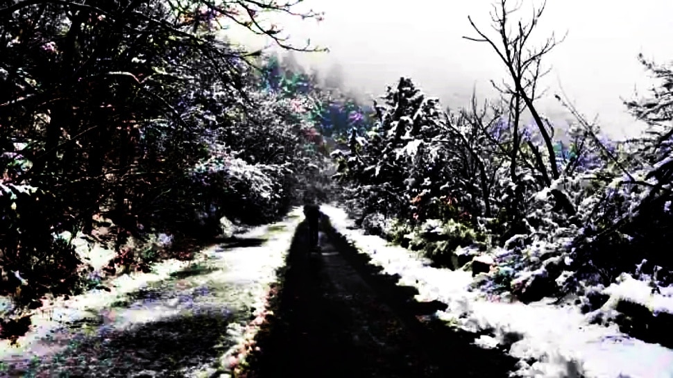 Snow Falling in Black Color in Russia here is the reasons for that ...