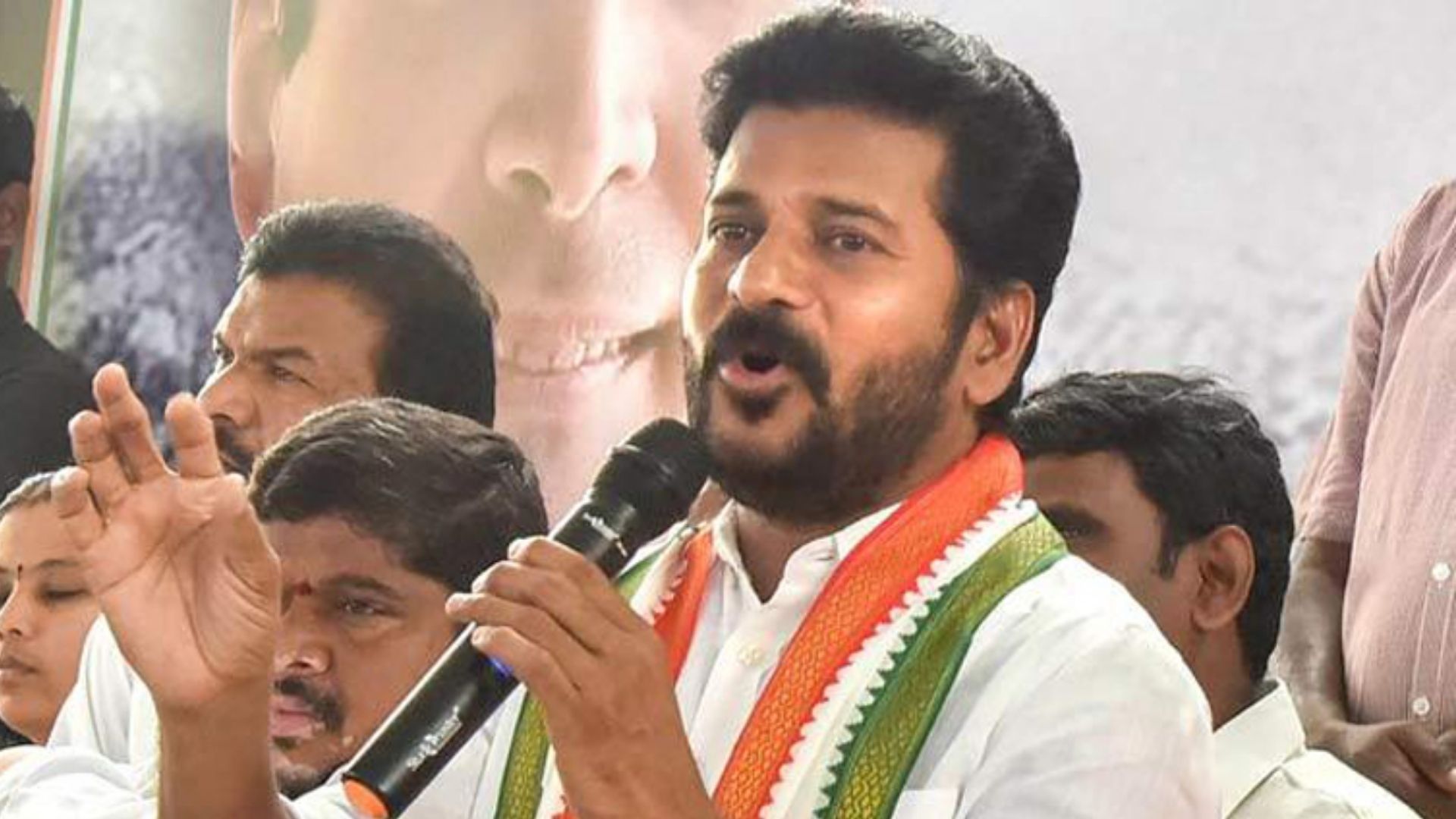 Hit TRS Leaders With Sandals Revanth Reddy fires on Jaggareddys Arrest ...