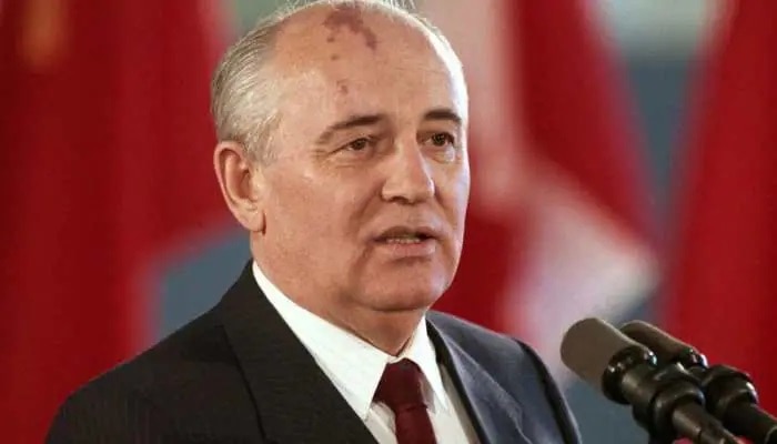 mikhail gorbachev the last soviet leader who introduced many reforms in ...