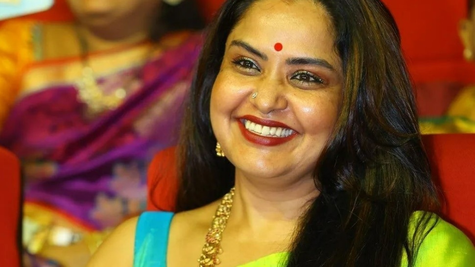 Actress Pragathi About Her Beauty in Open Heart With RK Promo | నేను ...