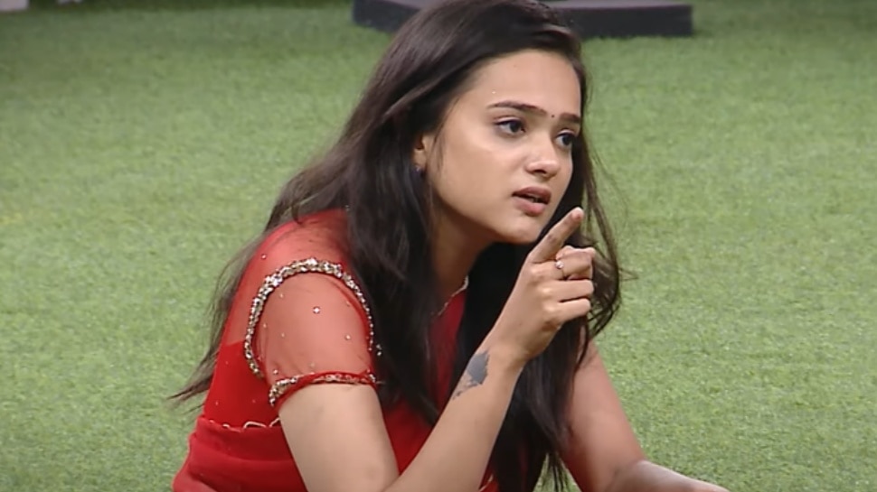 Sri Satya again Imitates Keerthi Event After Nagarjuna Warning in Bigg ...