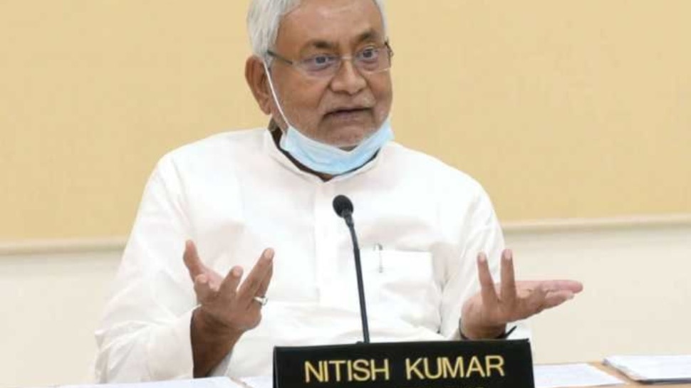 Bihar cm nitish kumar controversy statement on bihar chapra hooch tragedy | కల్తీ మద్యం తాగితే ...