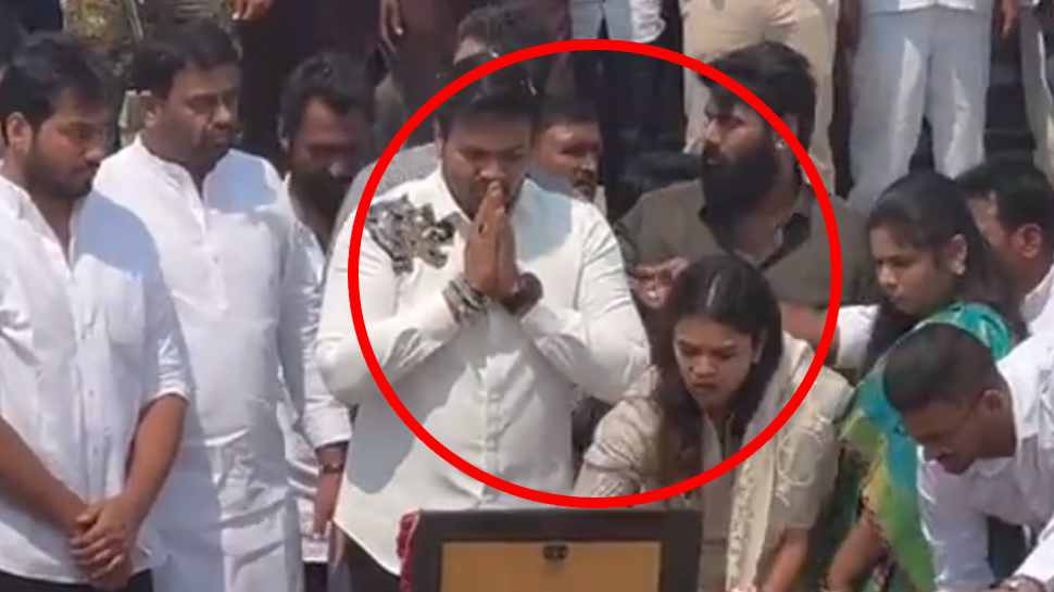 Manchu Manoj - Mounika Tributes to Bhuma Nagireddy Shobha Nagireddy at ...
