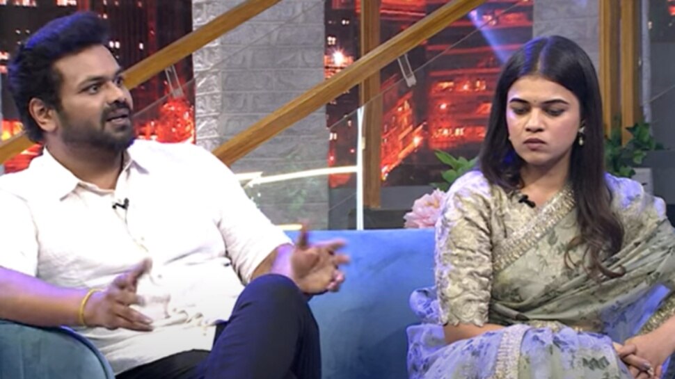Manchu Manoj And Bhuma Mounika in Vennela Kishore Ala Modalaindhi Show ...