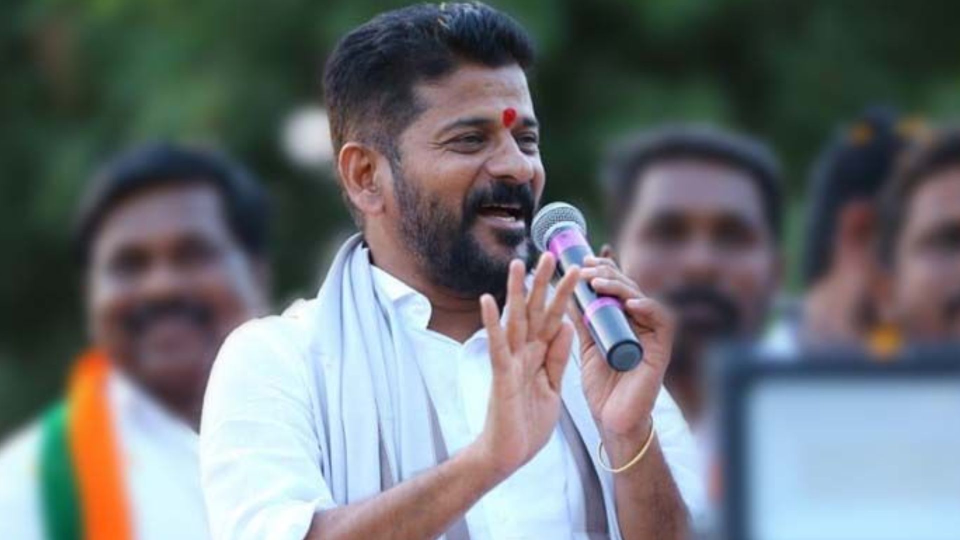 TPCC chief Revanth Reddy says 2 lakh jobs in the first year If Congress ...