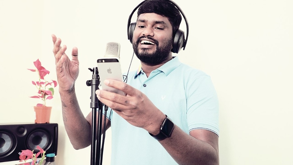 Singer and telangana state warehousing corporation chairman sai chand ...