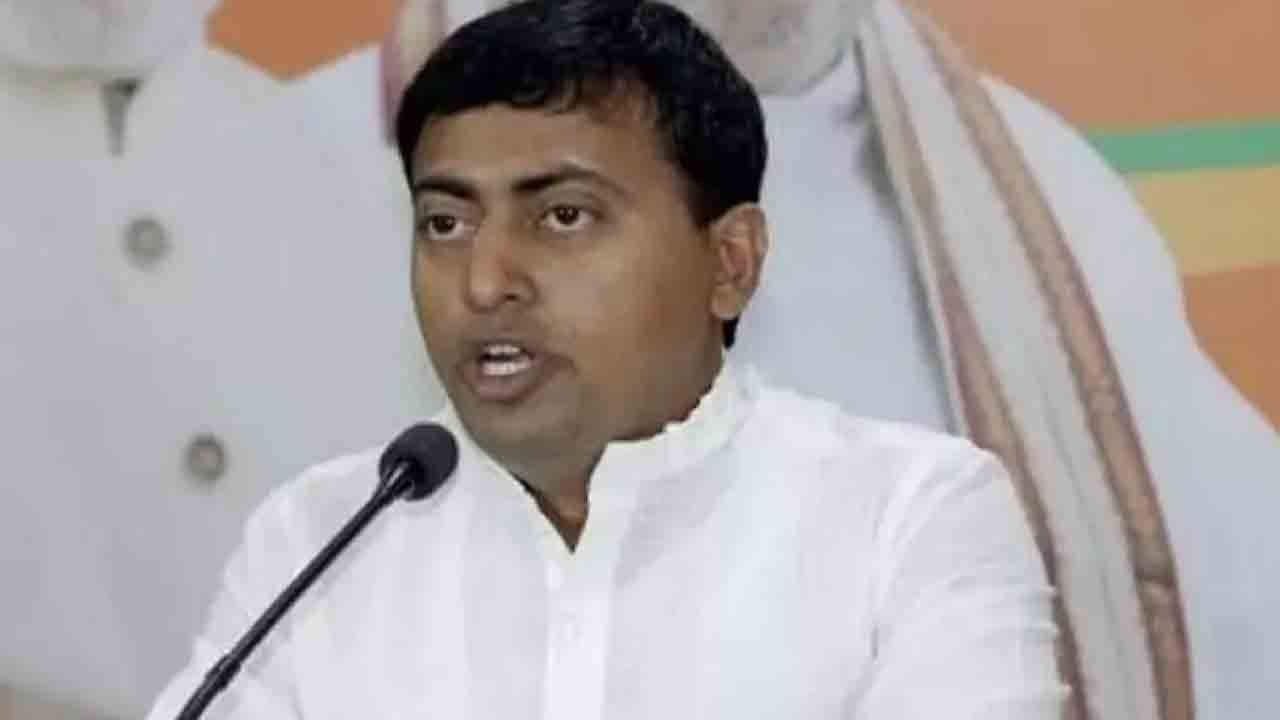 బీజేపీ లో యువతకు స్థానం లేదు: బీజేపీ రాష్ట్ర అధికార ప్రతినిధి ఏనుగుల ...