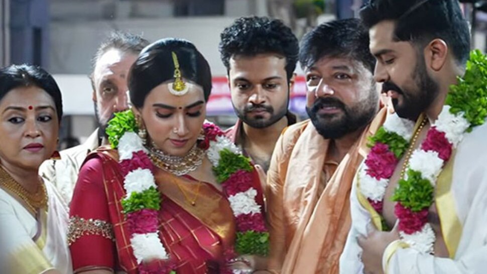 Malluwood Star Hero Jayaram Duaghter Malavika Wedding was simple ta ...