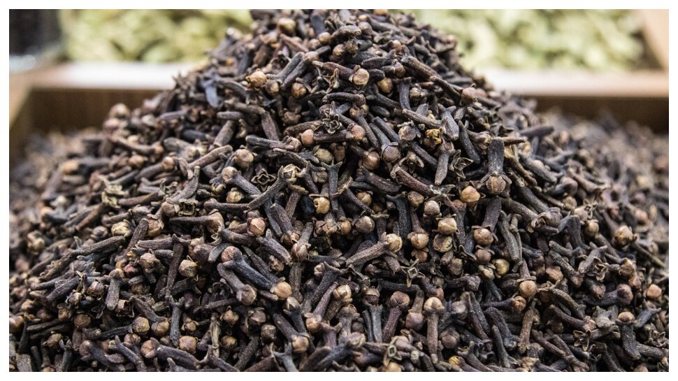 Cloves For Weight Loss with clove tea and infused water | Cloves For ...
