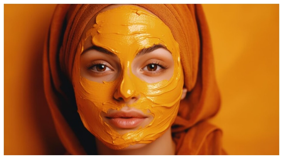 Use Turmeric Face mask for golden glow and pimple free face | Turmeric ...