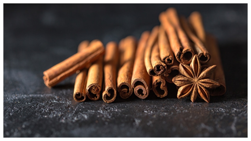 Pinch Of Cinnamon On Empty Stomach controls sugar acts as inflammation ...