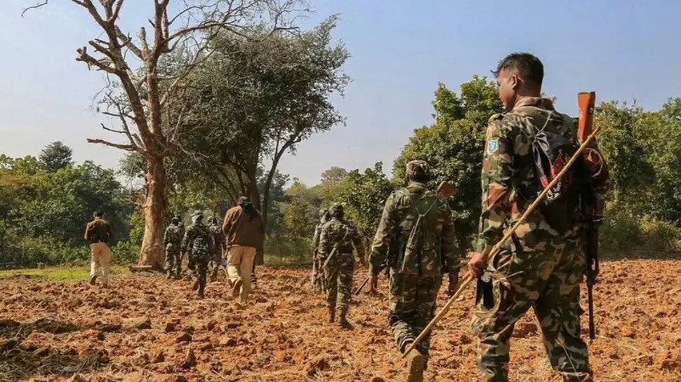 Huge encounter in Chhattisgarh security forces kill 36 Naxals in ...