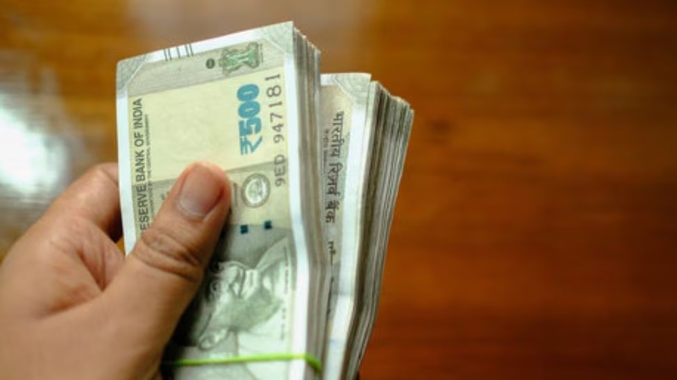 500 Rupees Note Ban: RBI Likely to revoke Rs 500 Note circulation by ...