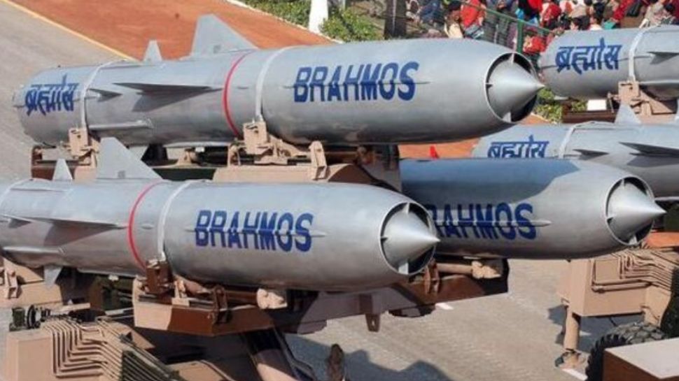 BrahMos Missile Explained India Fastest and Most Powerful Supersonic ...