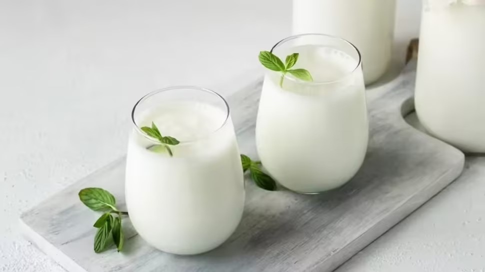 Buttermilk Benefits: Is Buttermilk With Curry Leaves Can Control Blood ...
