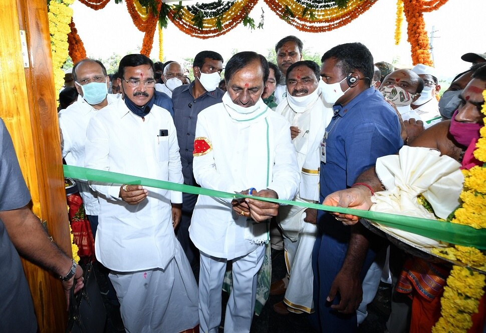CM KCR inaugurates Rythu Vedika In Kodakandla: రైతు వేదిక‌ను ...