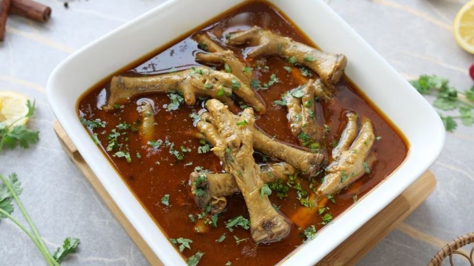 Chicken Feet Benefits: Advantages And Benefits Of Eating Chicken Feet ...