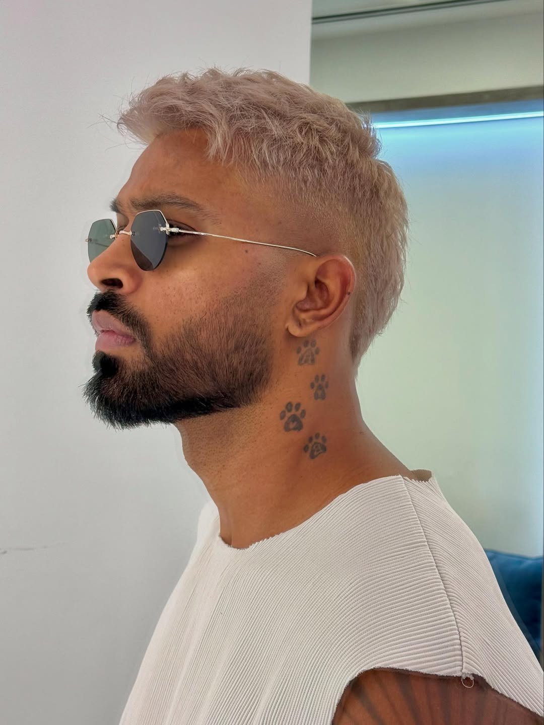 Hardik Pandya Stunning New Look Ahead of Asia Cup Goes Viral Fans ...