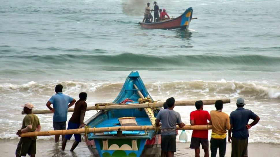High Alert Heavy Rains in Andhra Pradesh Cyclone Warning Issued for ...