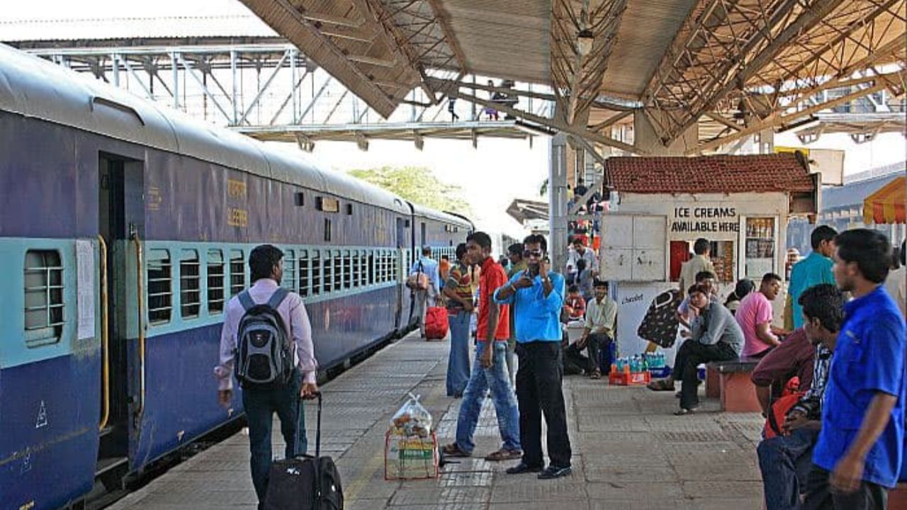 How to Get Window Seat in Train While Booking IRCTC Window Seat Booking ...
