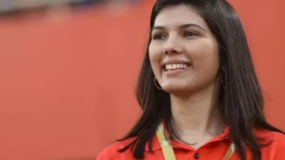 Kavya Maran Net Worth: Kavya Maran Have more property than Shah rukh Khan bollywood star shah ...