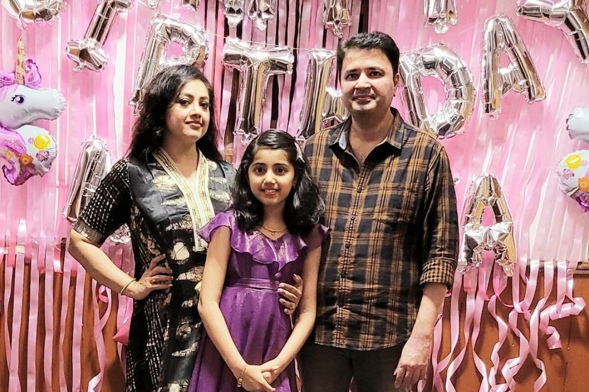 Meena Daughter Nainika: Actress Meena Daughter Nainika Glamours ...