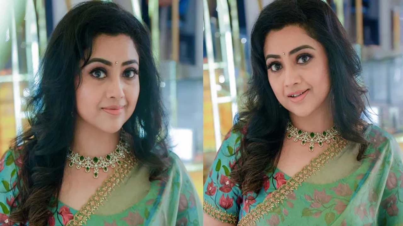 Meena Opens Up On Anyone Who Gets Divorced Is Linked With Her vn ...