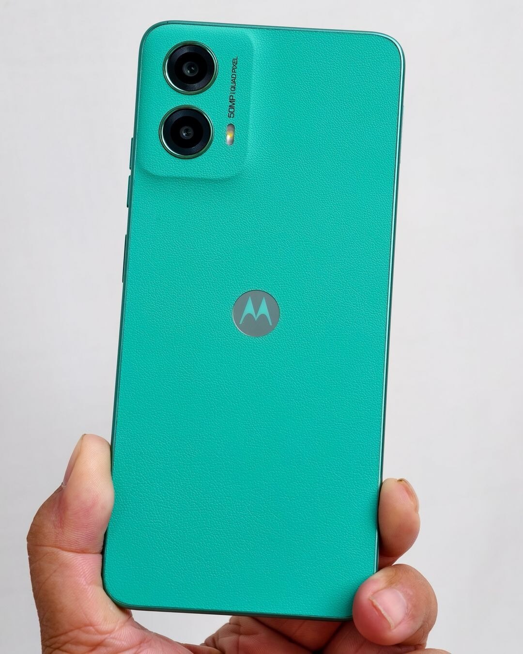 Buy Motorola G45 5G Phone Worth Rs. 12,000 At Flipkart With A Discount ...