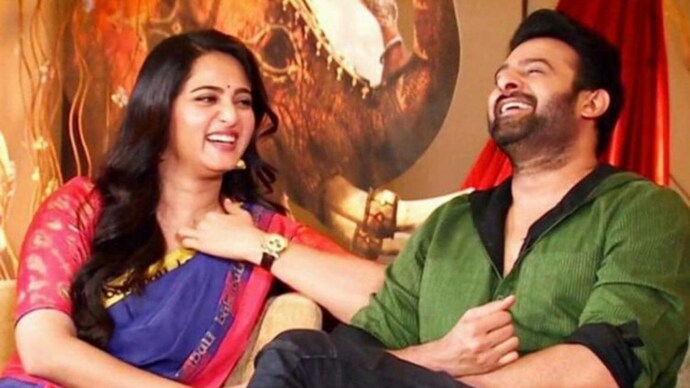 Prabhas and Anushka AI Vacation Hug Photos Surprises Everyone vn ...