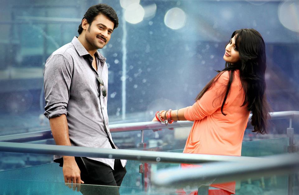 Prabhas and Anushka AI Vacation Hug Photos Surprises Everyone vn ...