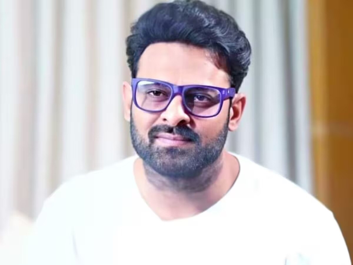 Prabhas Phone Theft Video Goes Viral During Movie Promotions vn ...