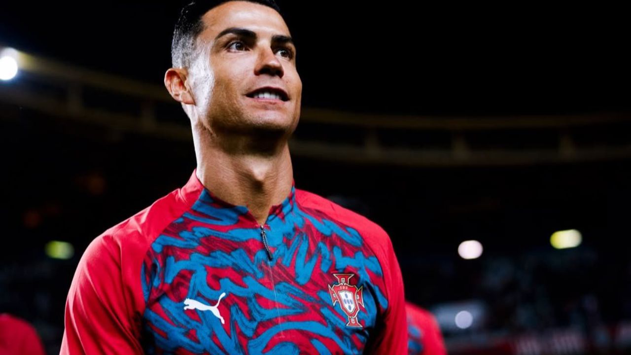 How Cristiano Ronaldo Stays Fit at Forty One Abs Workout Protein Diet ...