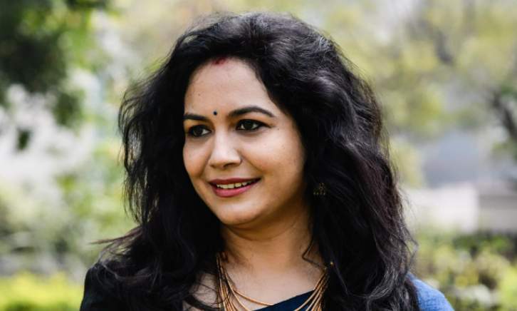 Singer Sunitha to Become a Mother Again at Age 46 Truth Behind Viral ...