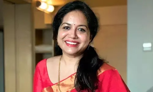 Singer Sunitha to Become a Mother Again at Age 46 Truth Behind Viral ...