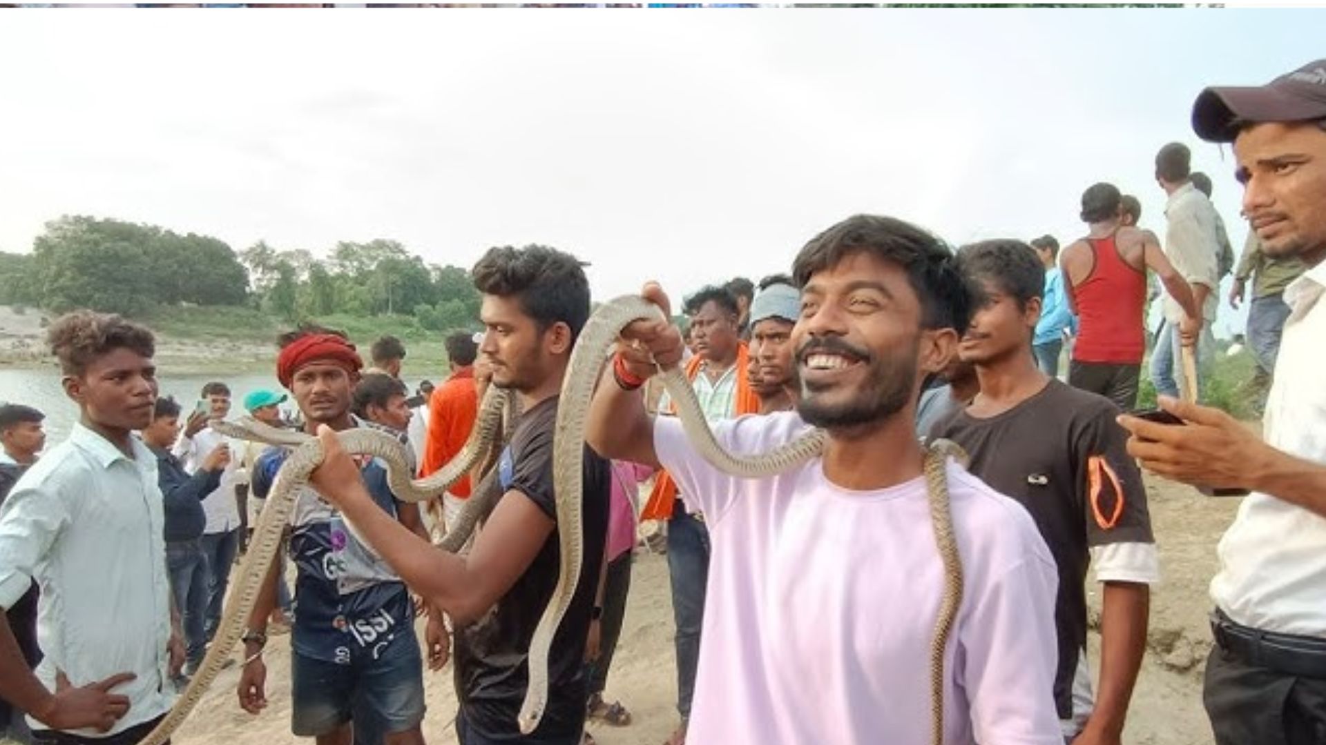 300-year-old Tradition People Walk Around With Snakes Around Their ...