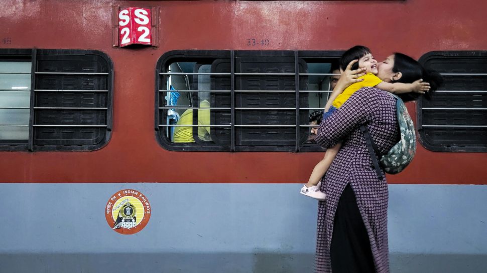 Free Food in Indian Railways The Only Train Offering Breakfast to ...