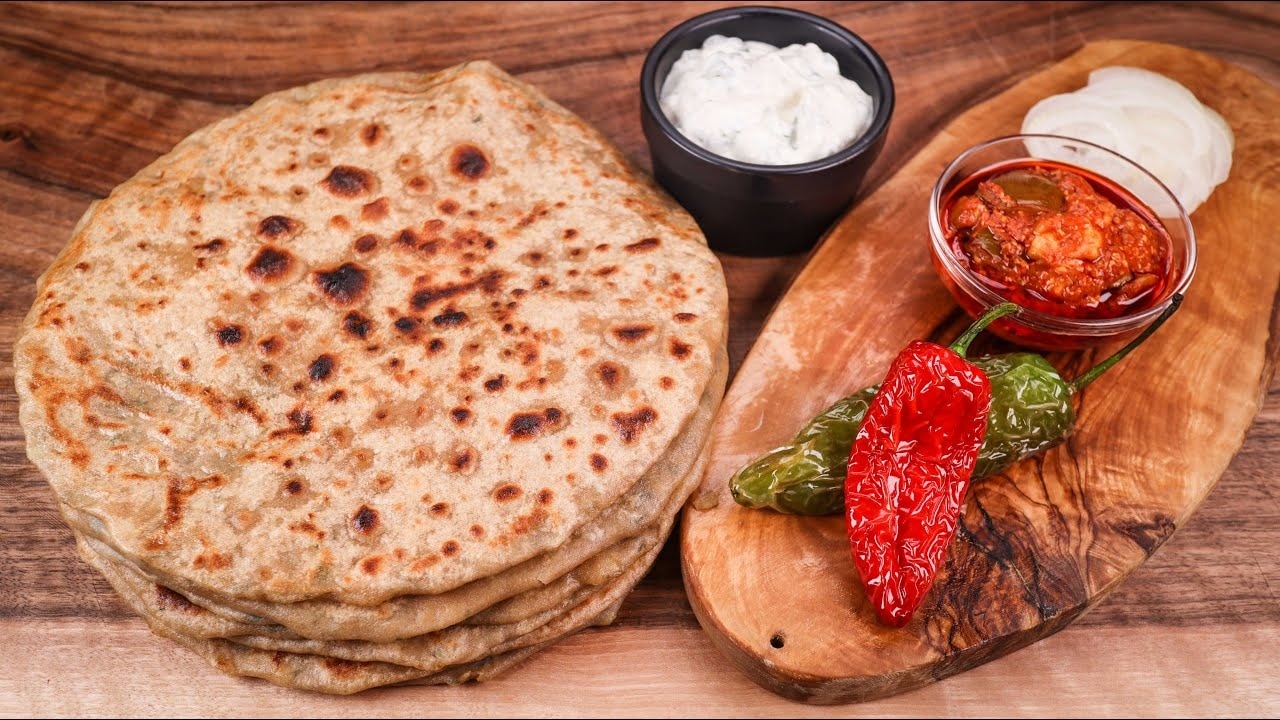 Aloo Paratha Recipe Making Process In Telugu | Aloo Paratha: ఆలూ పరాటా ...