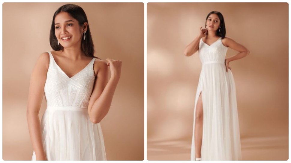 Anikha sunderan looks so cute in white dress, Photos goes viral |Anikha ...