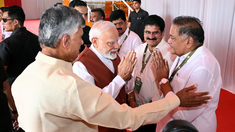 Photos of AP CM and ministers welcoming PM Modi go viral | PM Modi ...