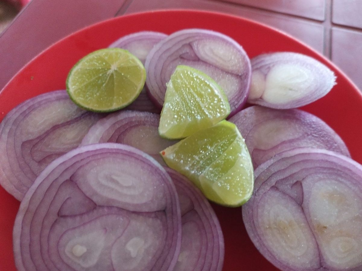 What happened if you take Onion and Lemon Salad check these benefits ...