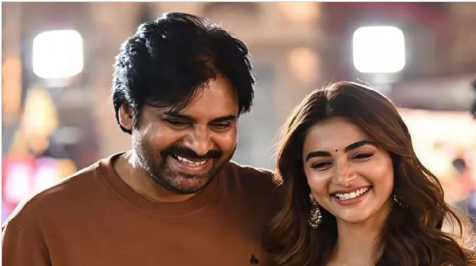 Pooja Hegde and Pawan Kalyan Foreign Trip Photos Shock Fans Here Is the ...
