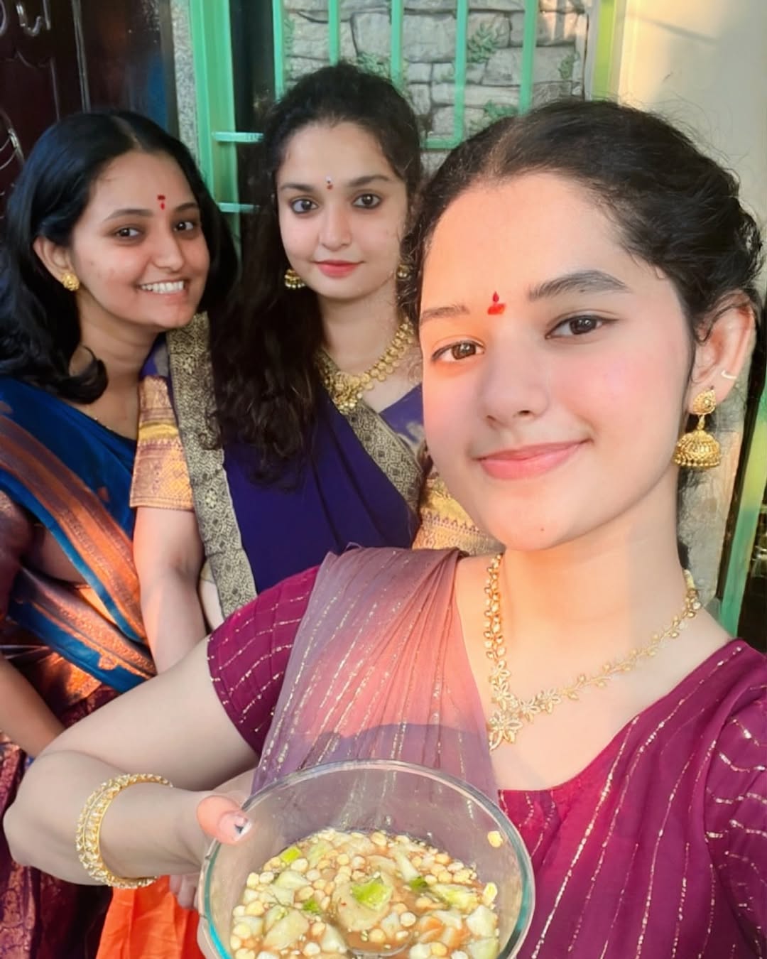 Alekhya Chitti pickles Controversy netizens shocking demand goes viral ...
