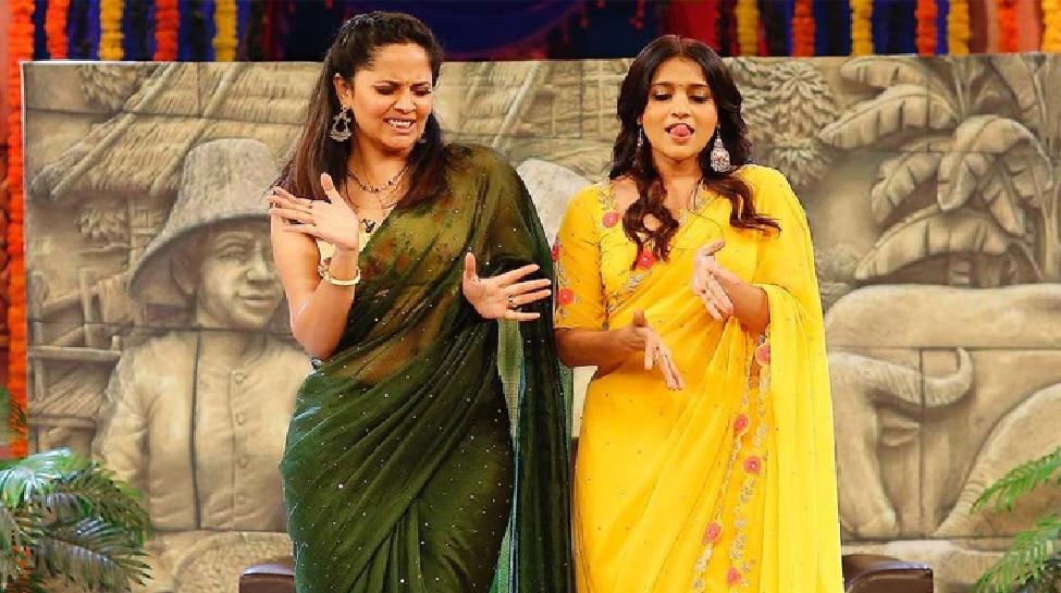 Anchor Rashmi Gautam Latest Outfit in purple color trendy wear Rashmi ...