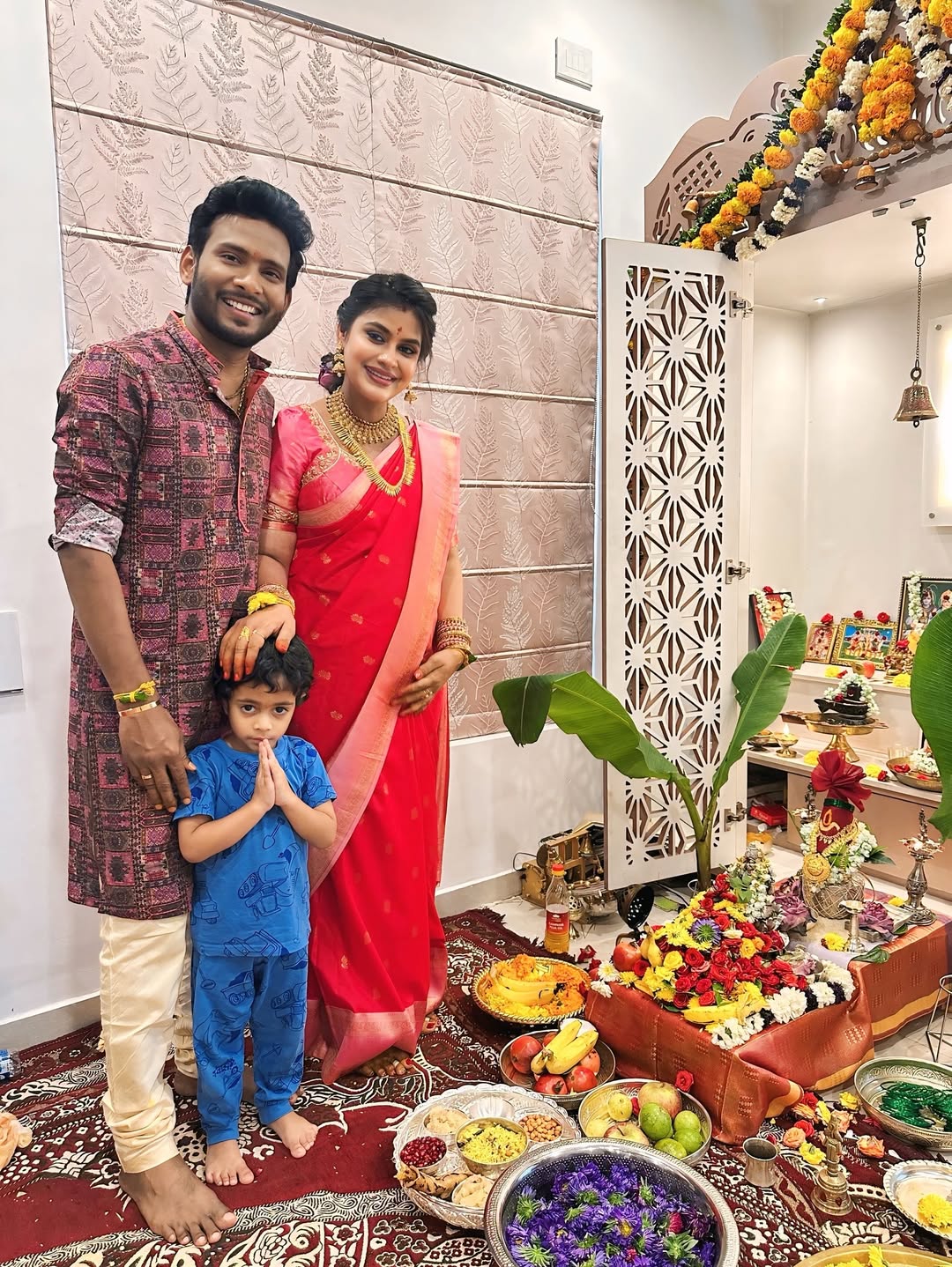 Bigboss contestant Soniya akula Varalakshmi vratham photos goes viral ...