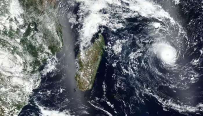 cyclone hamoon Latest Updates imd Alerts cyclone hamoon intensifies ...