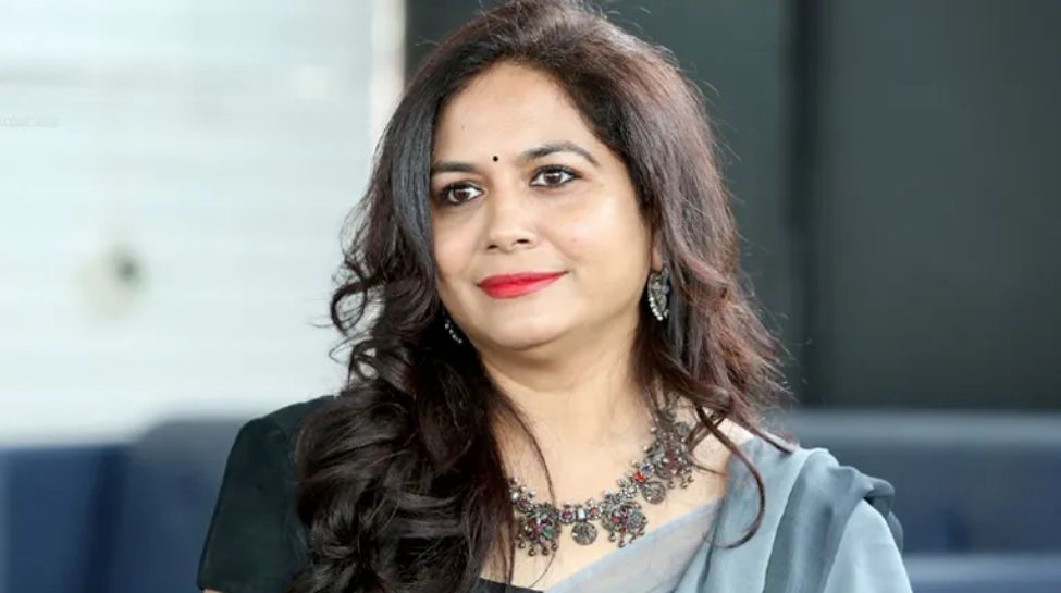 Sunitha Shocking Comments on Critics Even If Salt Is More in a Curry ...
