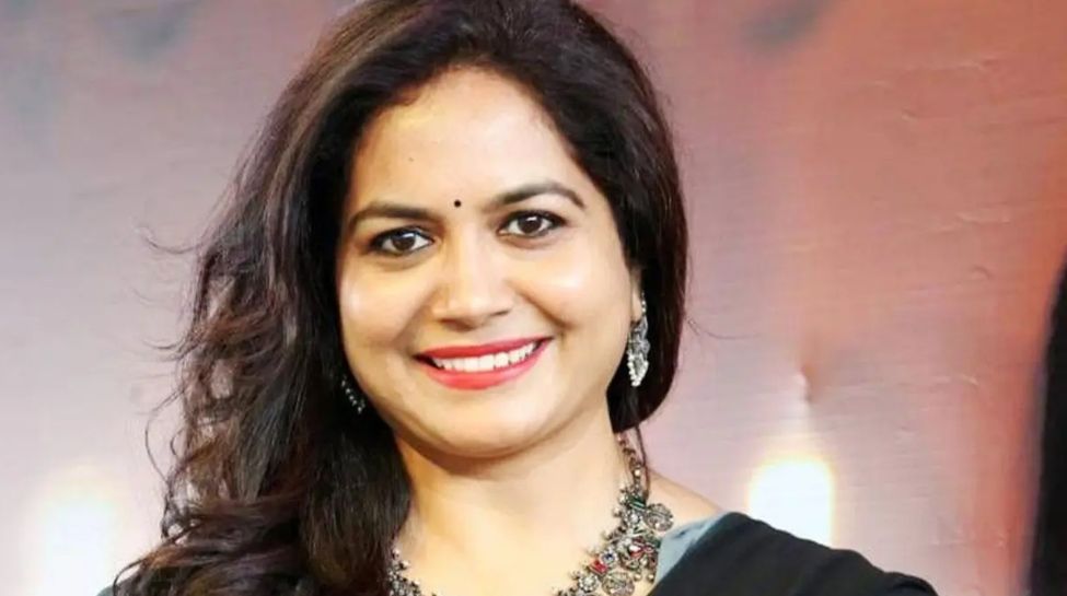 Sunitha Shocking Comments on Critics Even If Salt Is More in a Curry ...