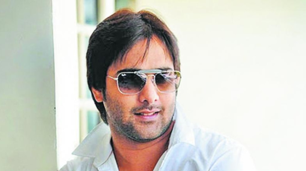 Actor Tarun All Set To Marry Vizag Girl At 43 Years Here Is Truth ...